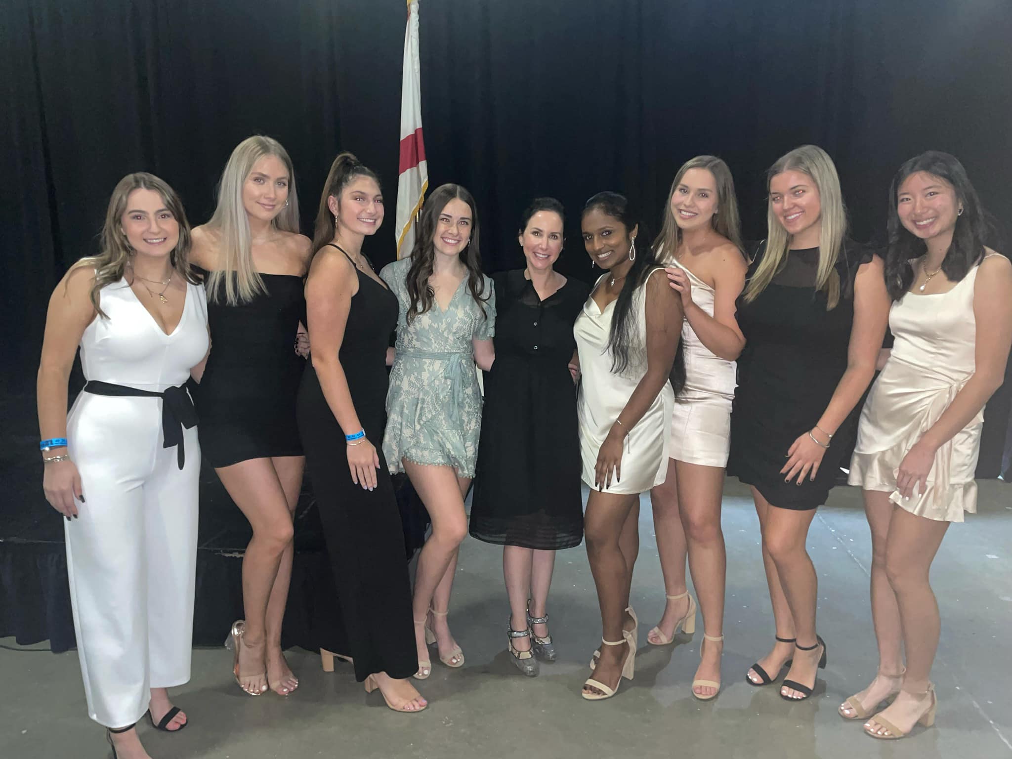 AXΩ attends FSU Clock and Seal – FSU Alpha Chi Omega