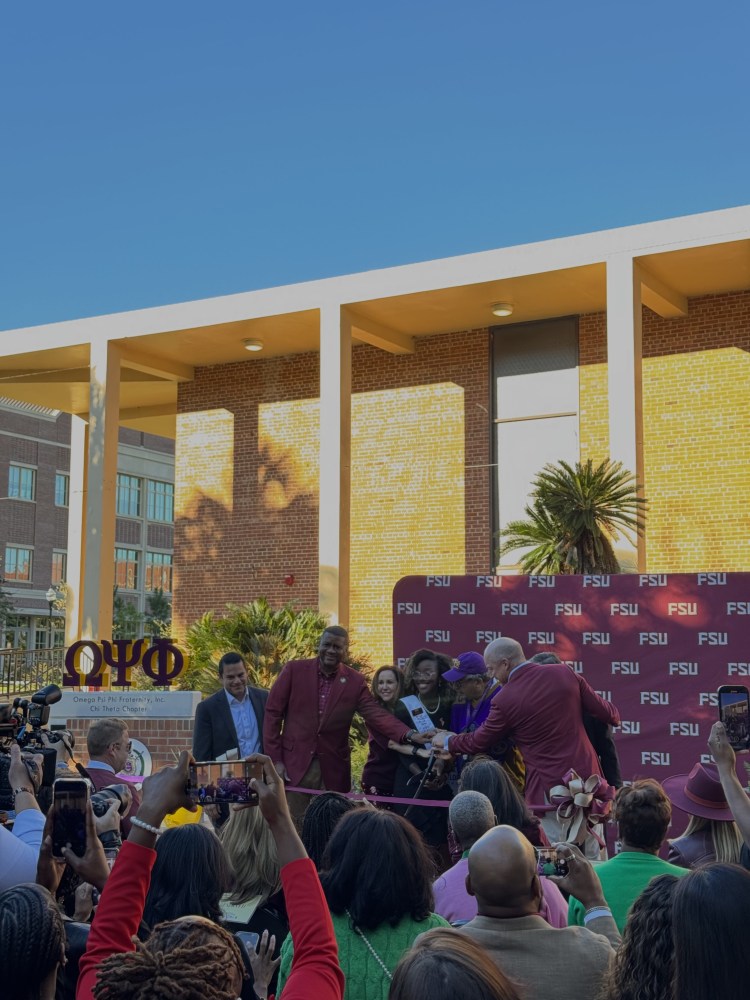 FSU Alpha Chi Omega – Women’s Fraternity