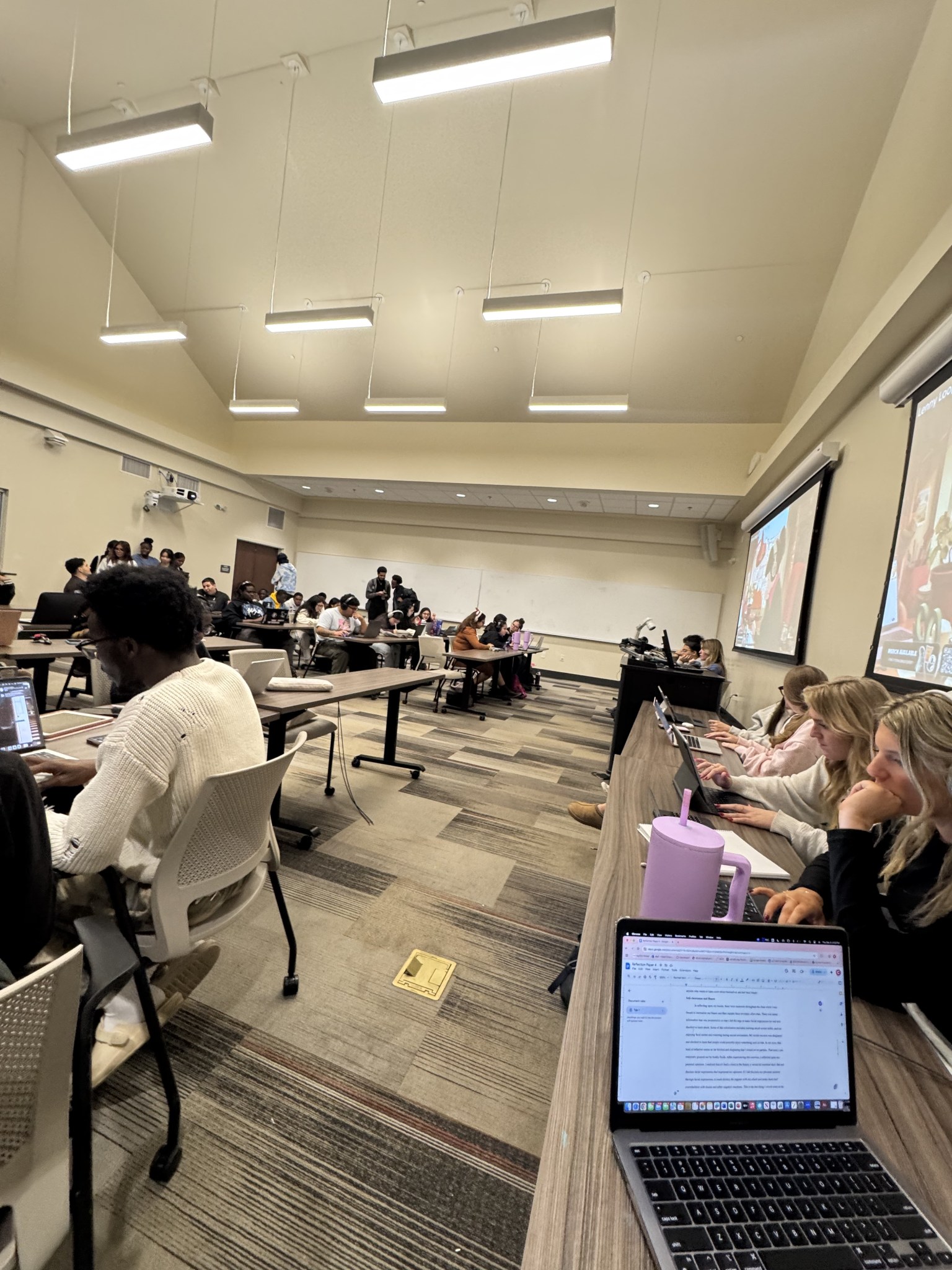 FSU Alpha Chi Omega – Women’s Fraternity